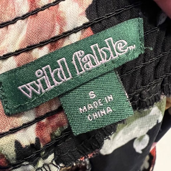 Wild Fable Pants And Jumpsuits Wild Fable Floral Wide Leg Cropped